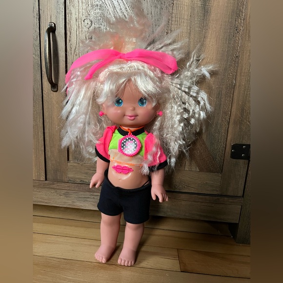 Mattel | Toys | Vintage Mattel Sally Secrets 3 Doll 1992 With Original ...